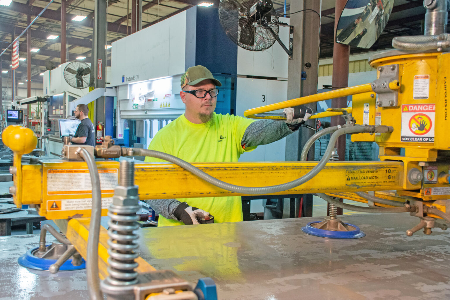 How to become a machine operator | Employbridge